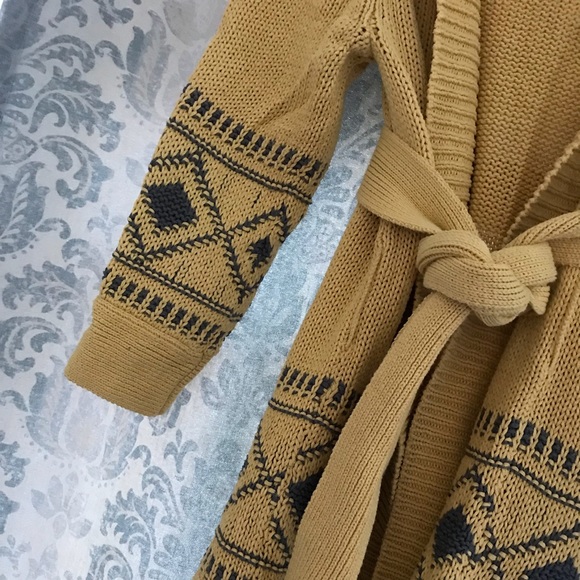 Roxy | Sweaters | Roxy Belted Sweater | Poshmark